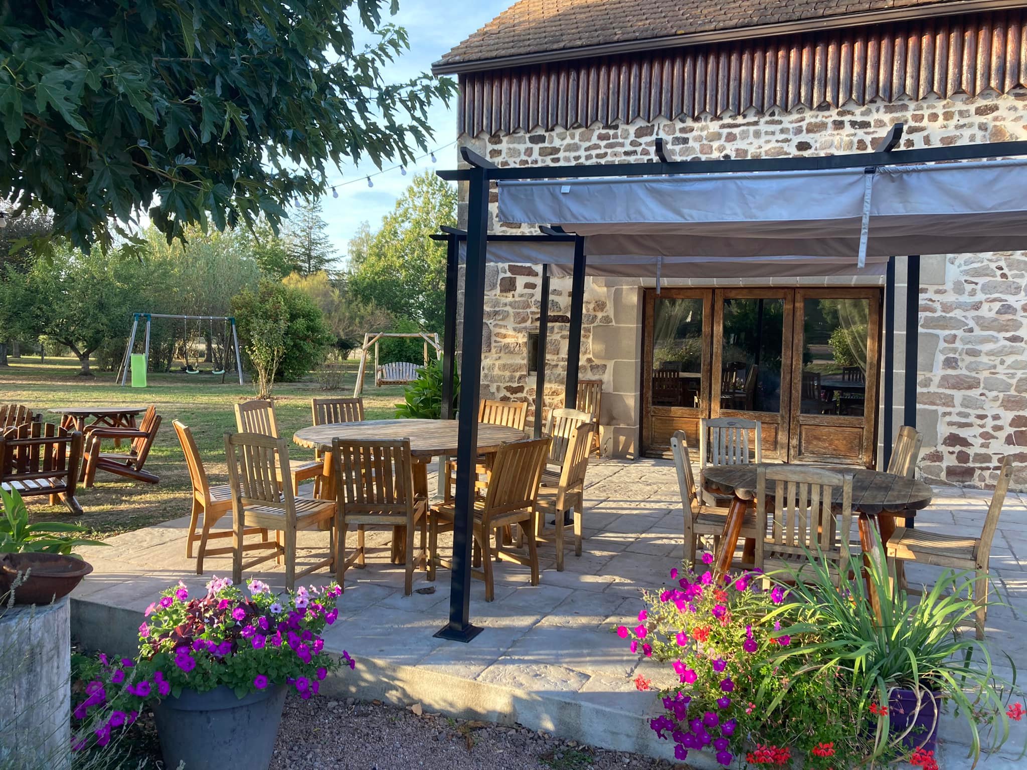 Le Chuchal, Salle de réception, Franchesse - Bocage Bourbonnais